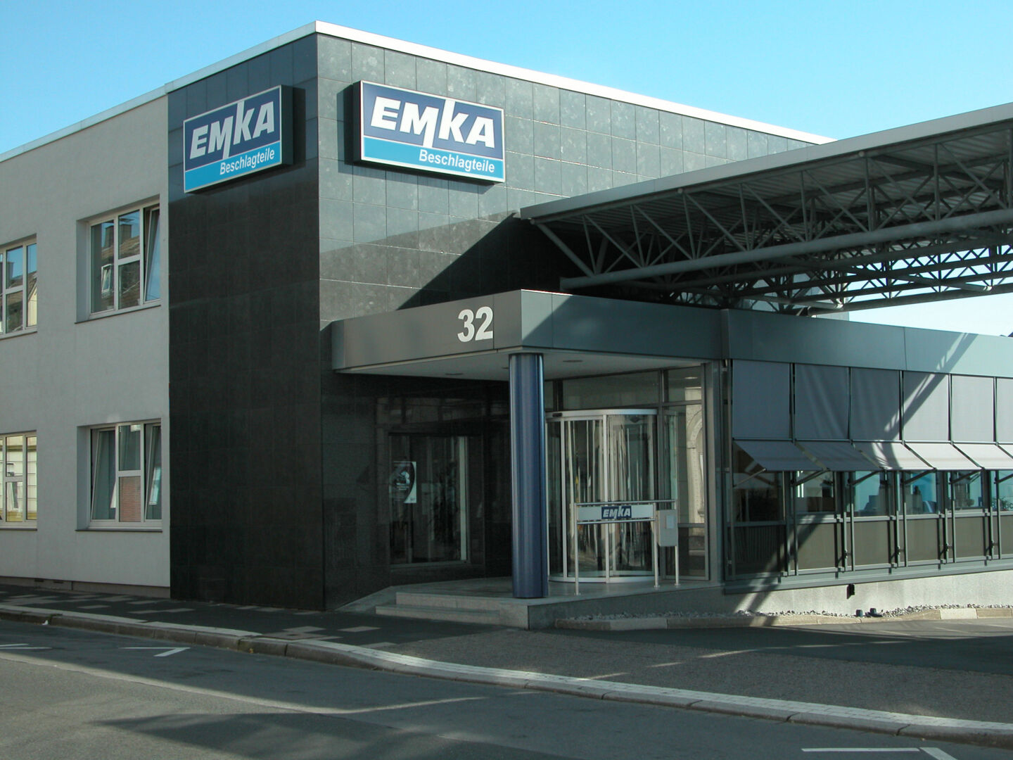 EMKA Beschlagteile GmbH & Co. KG - Die Schlüsselregion e.V.